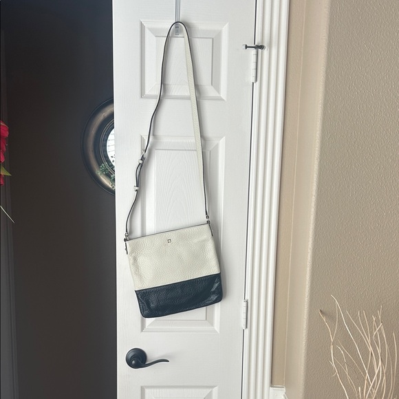 kate spade | Bags | Kate Spade Black And Cream Crossbody Bag | Poshmark